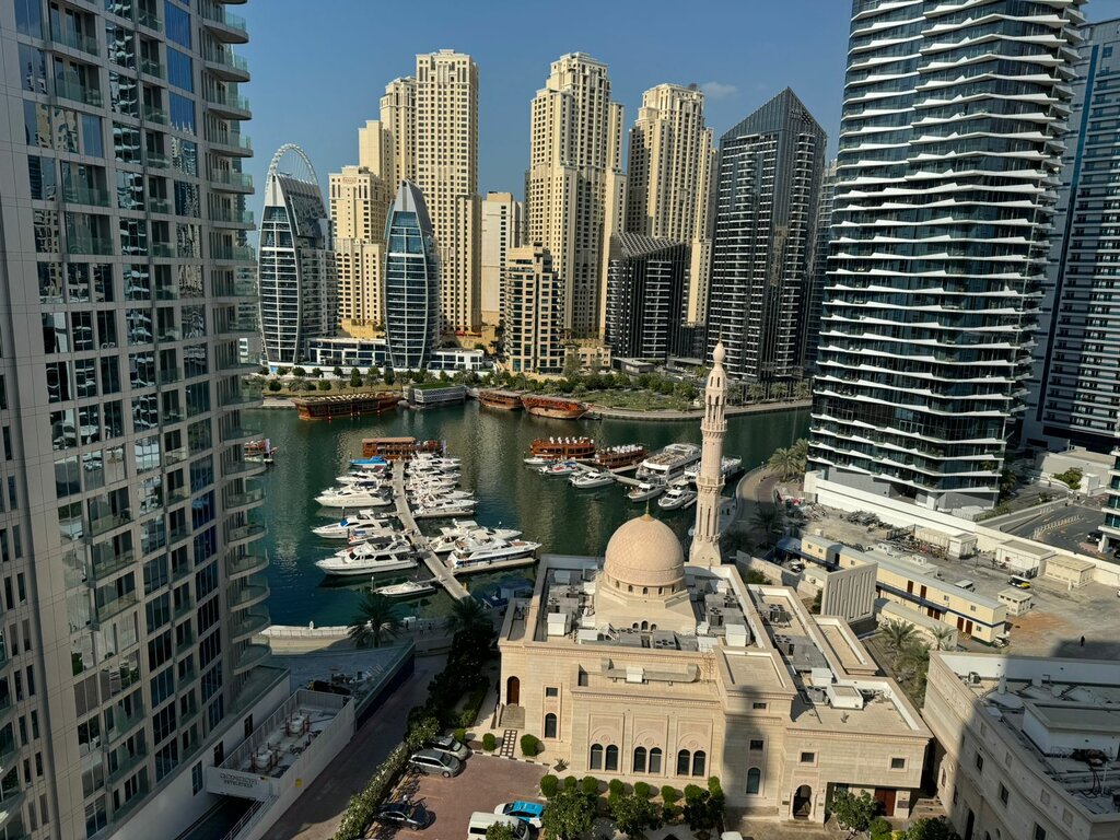 Emlak ofisi Luxuryvilladubairealtor, Dubai, foto