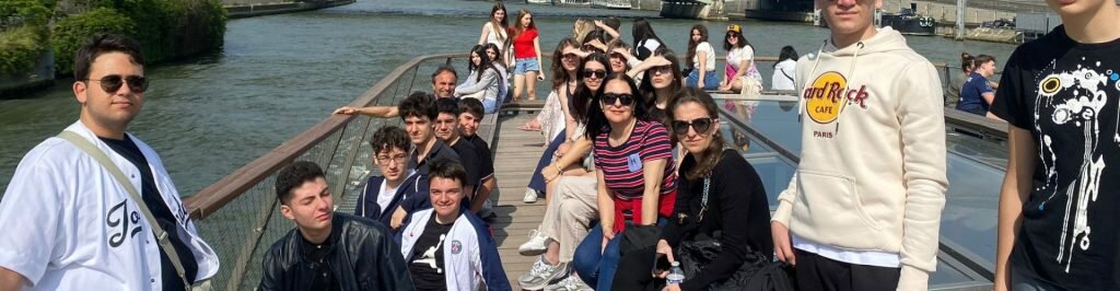 Özel okul Özel Saint Michel Fransız Lisesi, İstanbul, foto
