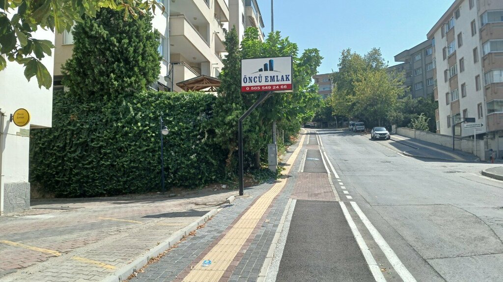 Emlak ofisi Öncü emlak, Bursa, foto