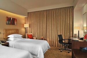 Four Points by Sheraton Hotel & Serviced Apartments, Pune (State of Maharashtra, Pune, Viman Nagar Road), otel  Pune'den
