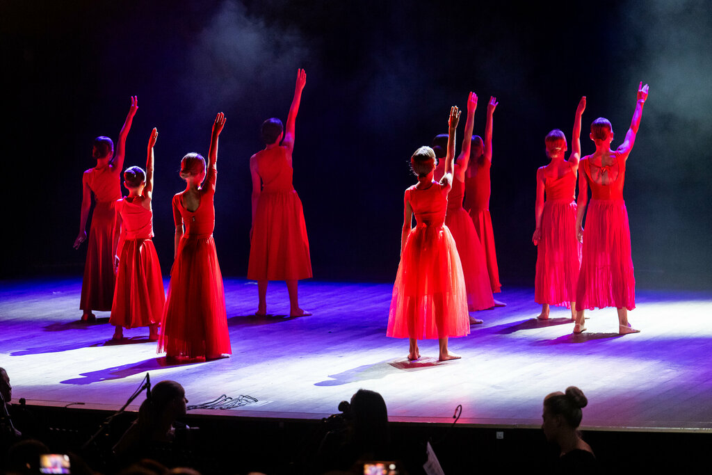 Dans okulları ШуМ, Saint‑Petersburg, foto