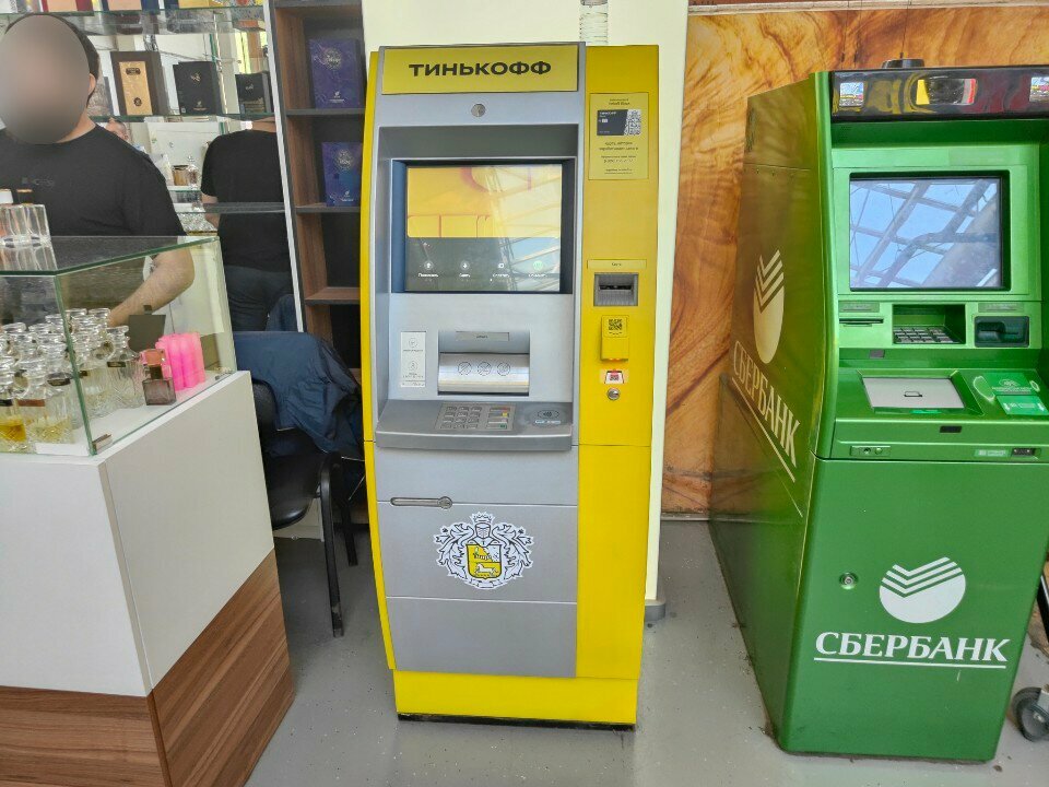 ATM'ler Т-Банк, Moskova, foto
