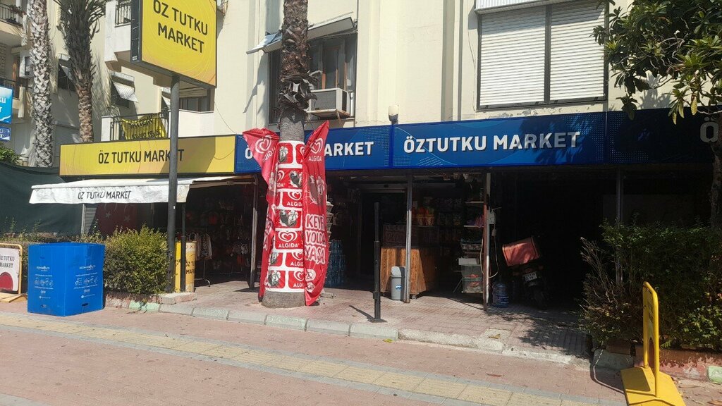 Market Öz Tutku Market, Antalya, foto