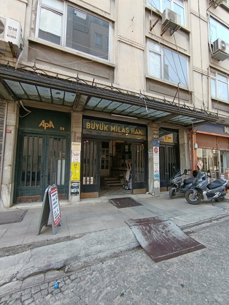 i̇ş merkezi Büyük Milas Hanı, İstanbul, foto