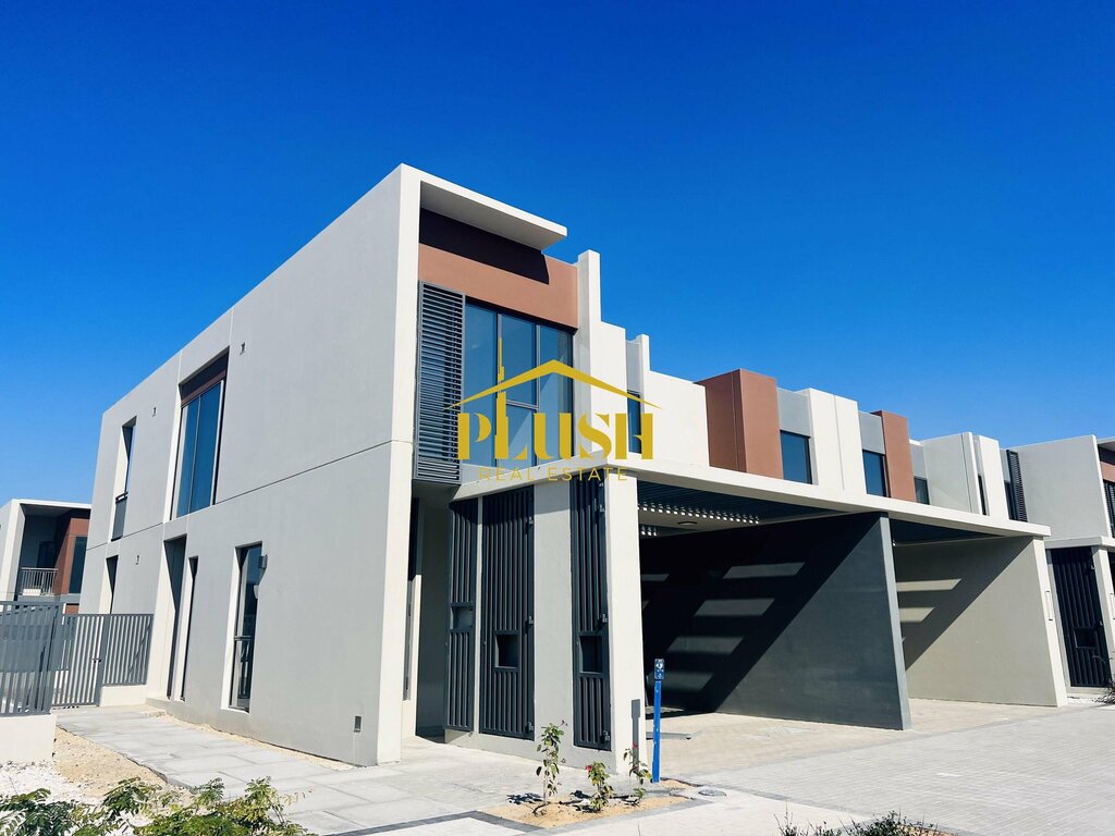Emlak ofisi Plush Real Estate, Dubai, foto