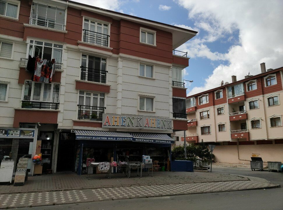 Ucuzluk mağazası Ahenk, Ankara, foto