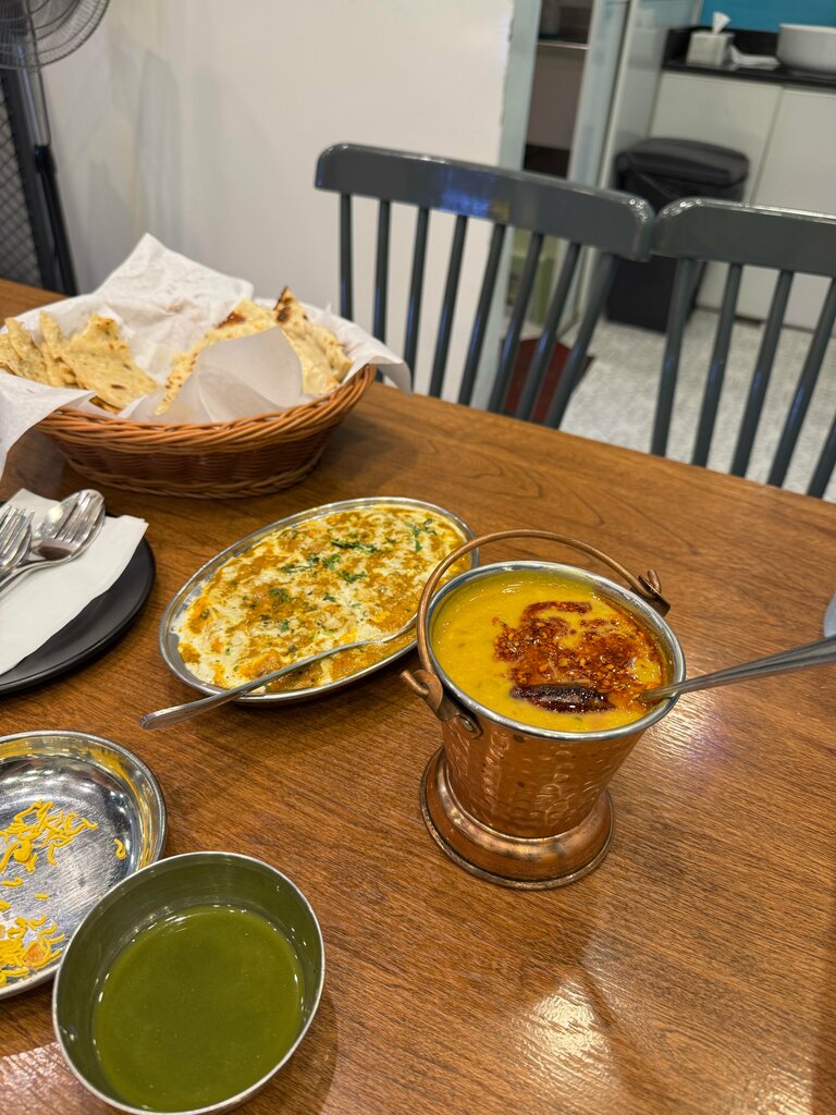 Restoran Makhanwala Restaurant, Dubai, foto