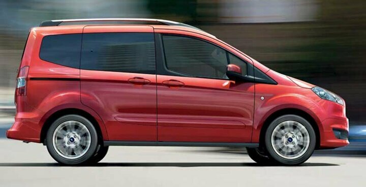 Şehiriçi yolcu taşımacılığı Riva Rent A Car, İstanbul, foto