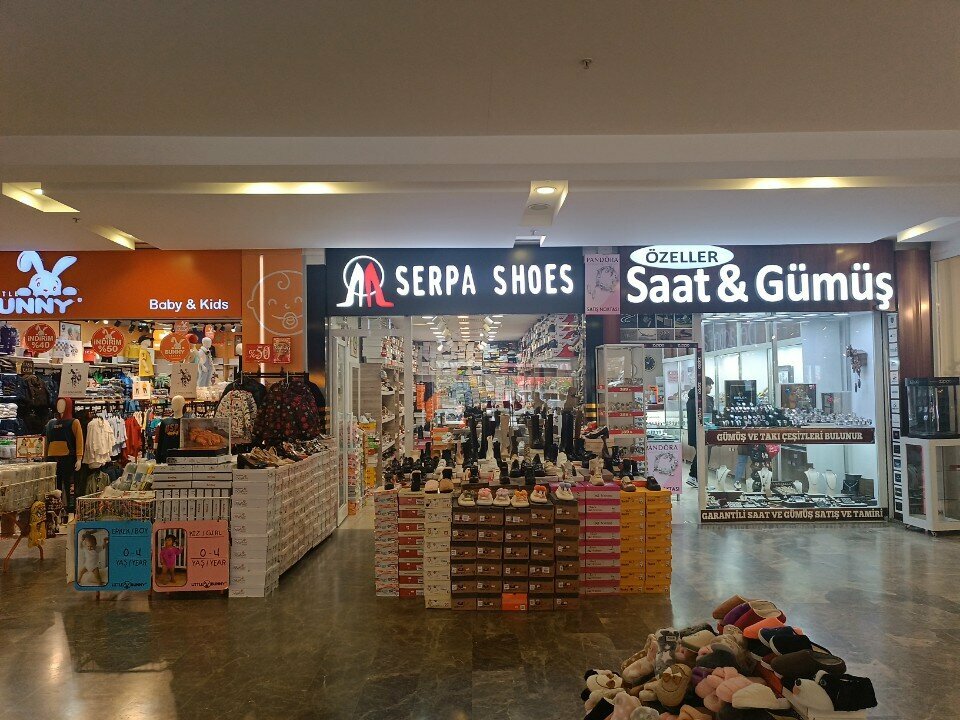 Ayakkabı mağazaları Serpa Shoes, İstanbul, foto