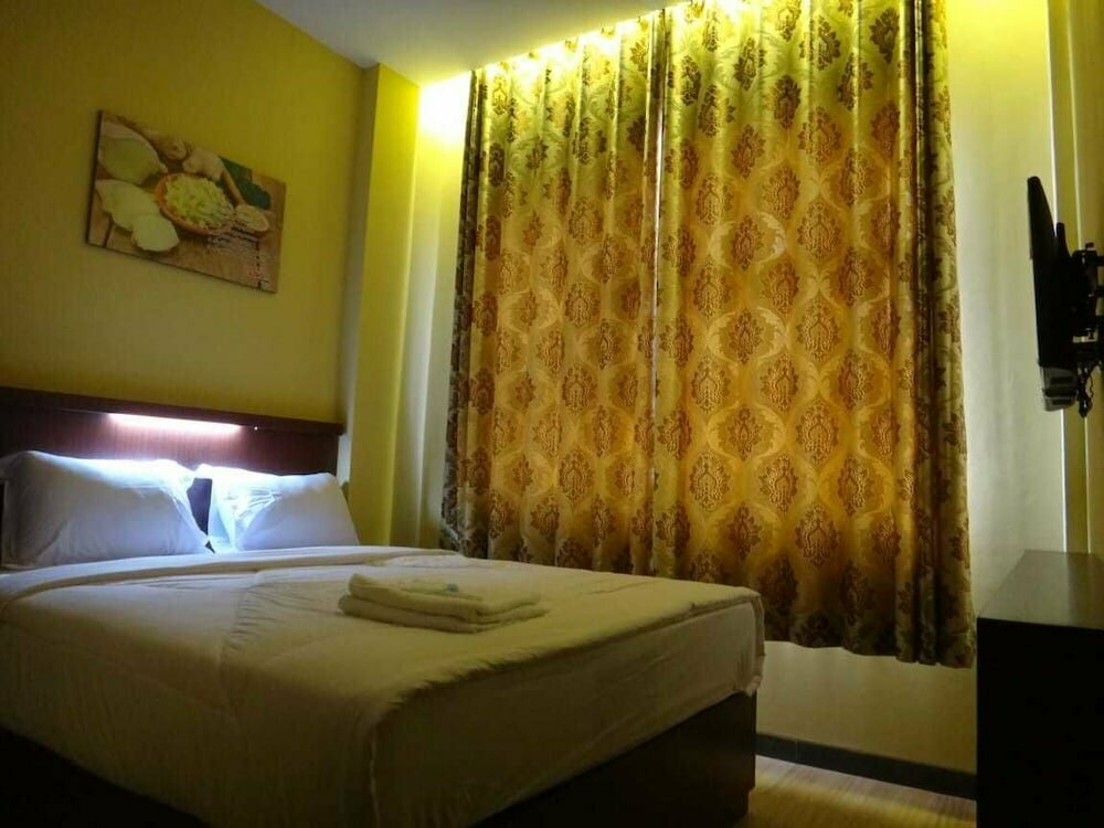 Otel Front One Inn Malang, Malang, foto