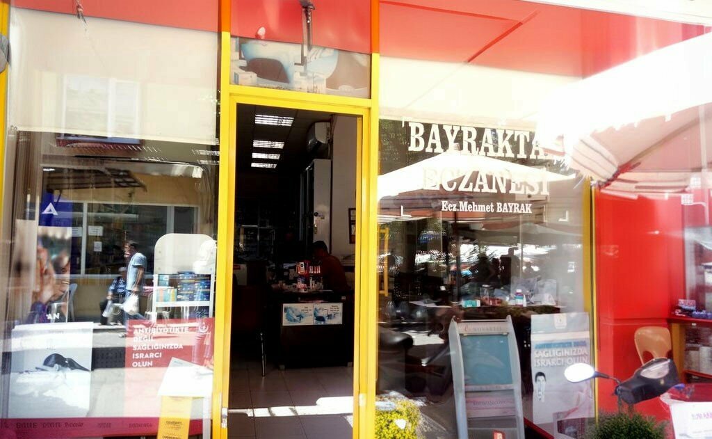 Eczaneler Bayraktar Eczanesi, Ayvacık, foto