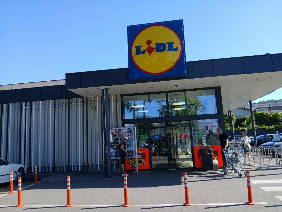 Süpermarket Lidl, Belgrad, foto