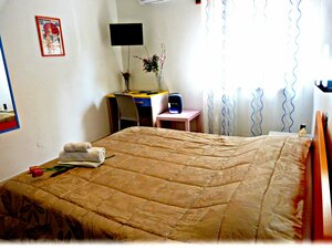 B&b Il Tulipano (Via dei Iapigi No:15, Crotone), otel  Crotone'den