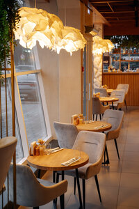 Balcon Day & Night (Engelsa Street No:3/1), restoran  Cheboksary'den
