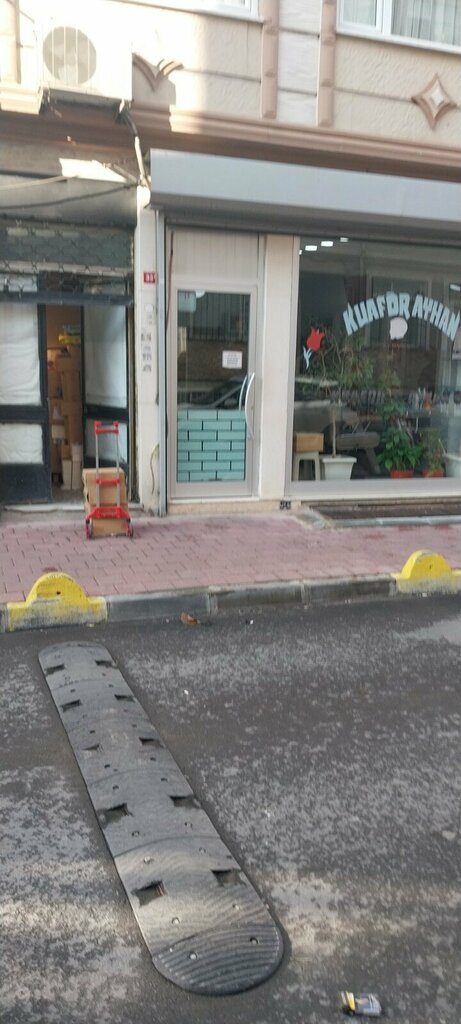 Kuaförler Kuaför Ayhan, İstanbul, foto