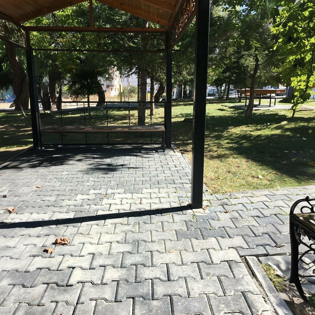 Kültür ve eğlence parkları Şehit Polis Ertuğrul Dönmez Parkı, Ankara, foto