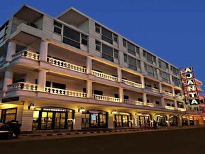 Hotel Ajanta (Northern Railway, New Delhi Station), otel  Delhi'den