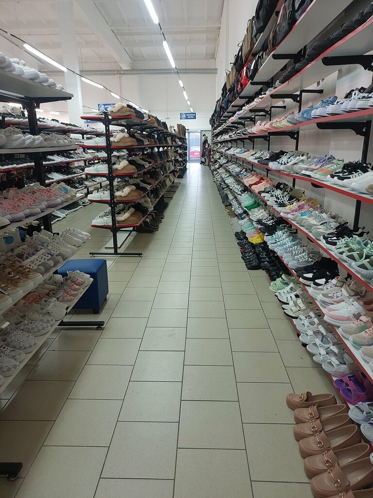 Giyim mağazası Одежда, Orsha, foto