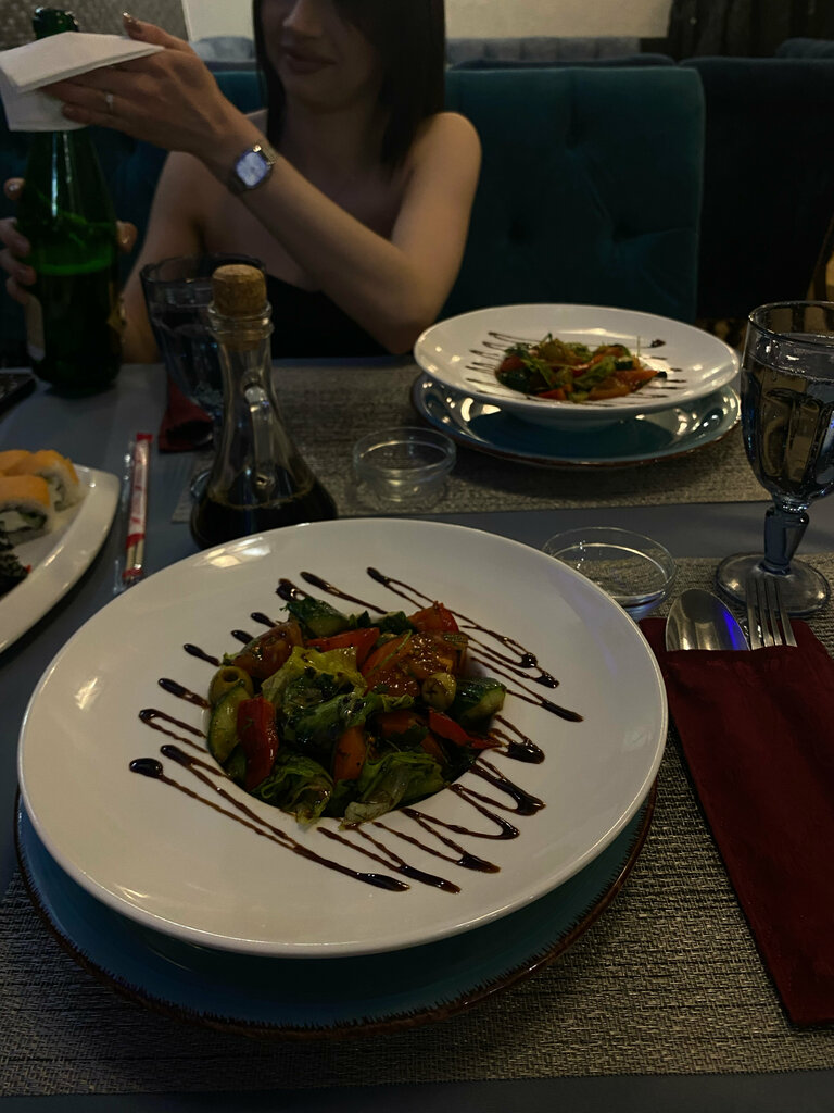 Kafe Мимино, Pyt‑Yah, foto