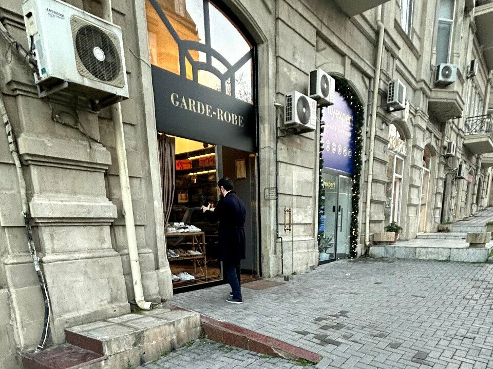 Ayakkabı mağazaları Garde-robe, Bakü, foto