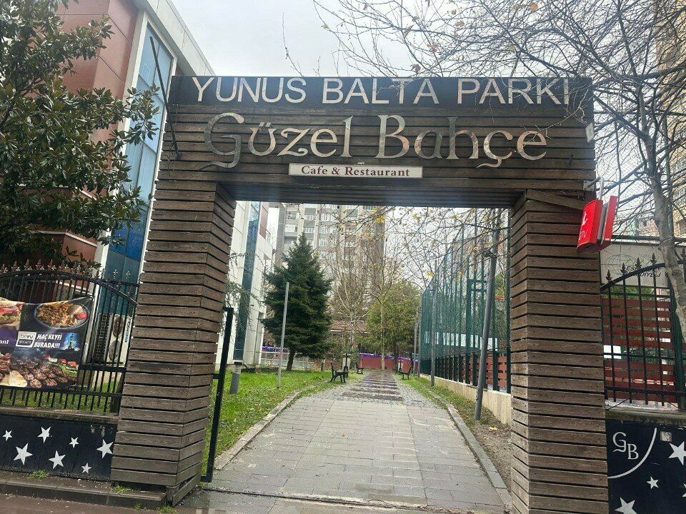 Kafe Güzel Bahçe Nargile Cafe, İstanbul, foto