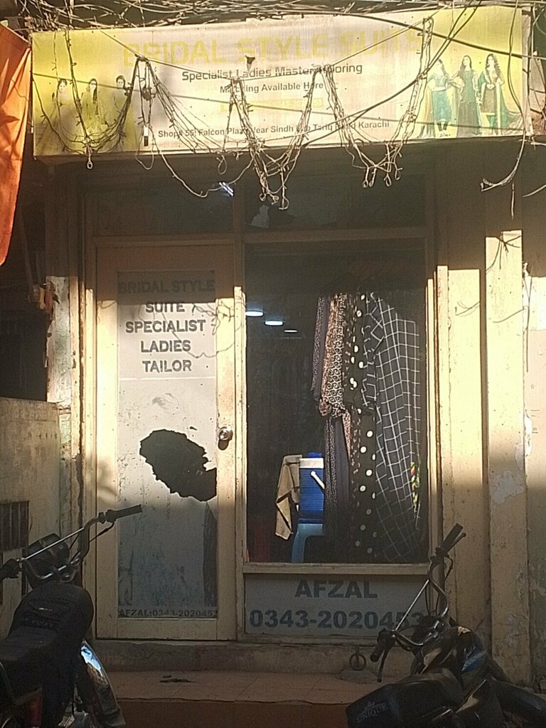 Terziler Bridal style suit specialist ladies tailor, Karaçi, foto