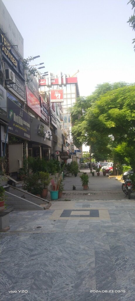 Alışveriş merkezleri Kulsum Plaza, Islamabad, foto