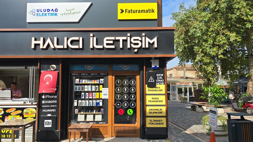 Cep telefonu ve aksesuarları satış mağazaları Halıcı İletişim, Ezine, foto