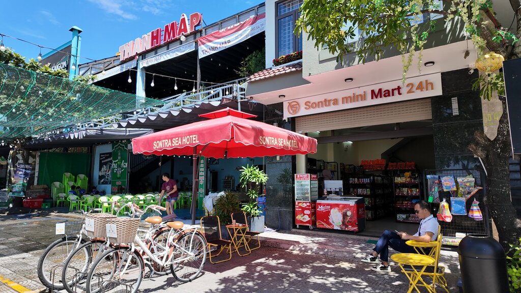 Süpermarket Sontra mini Mart 24h, Da Nang, foto