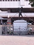 Freedom Statue (Lusaka, Civic Centre), peyzaj tasarımı  Lusaka'dan