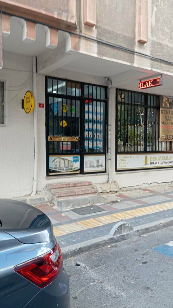Emlak ofisi Deniz Emlak, İstanbul, foto
