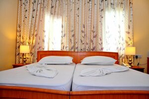 London Palace (North Central, Anuradhapura), otel  Anuradhapura'dan