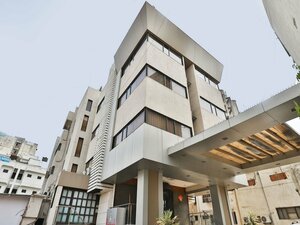 Capital O 1271 Hotel Raajpath (State of Gujarat, City of Vadodara), otel  Vadodara'dan