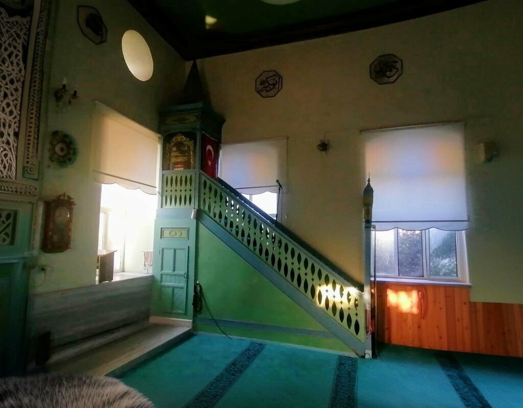 Cami Ulukır Mahallesi Cami, Gönen, foto