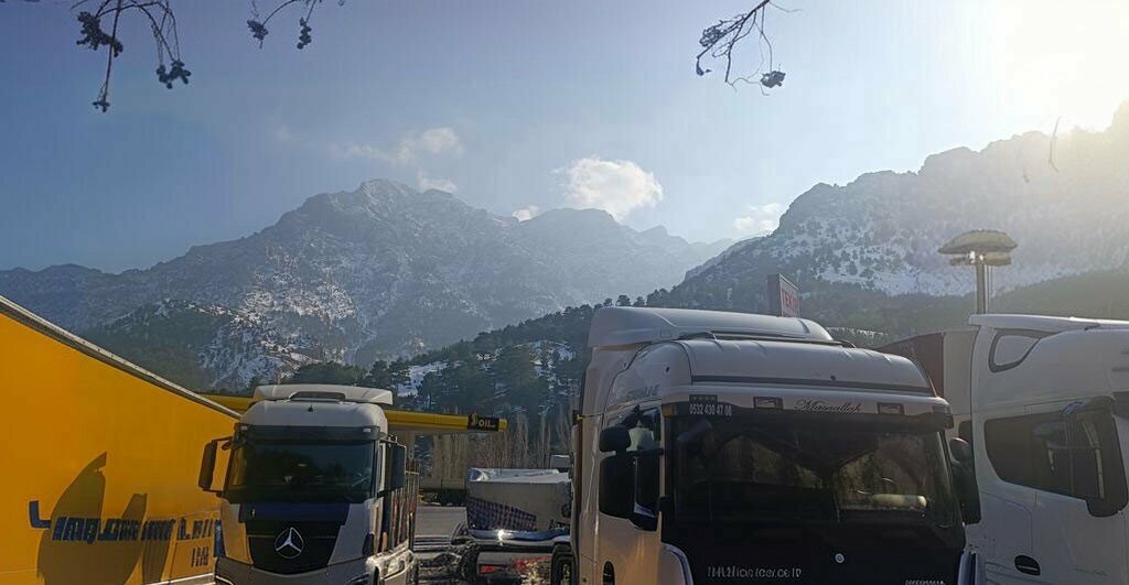 Benzin istasyonu Soil, Ulukışla, foto