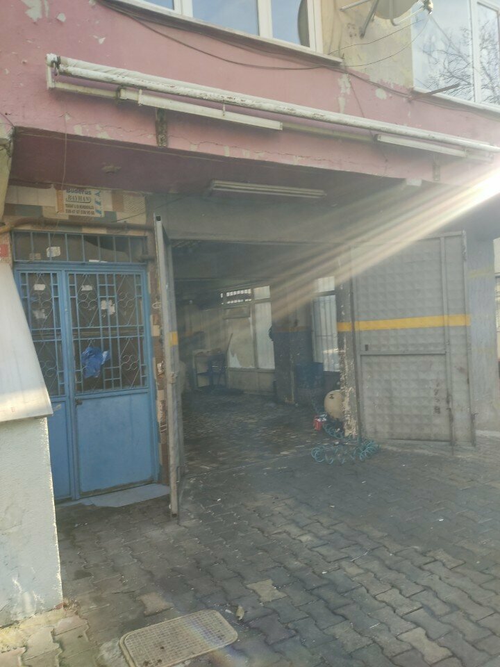 Otomobil servisi Öztürk Oto Tamir, İstanbul, foto