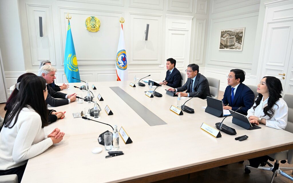 Sivil toplum kuruluşları Общественная приемная акимата Open Almaty, Almatı, foto