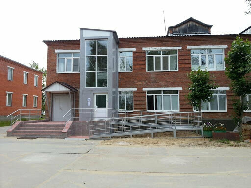 Aile sağlığı merkezi Uchastkovaya bolnitsa p. Pripolyarny Mo Berezovsky rayon Muz, Hantı‑Mansi Özerk Okrugu, foto