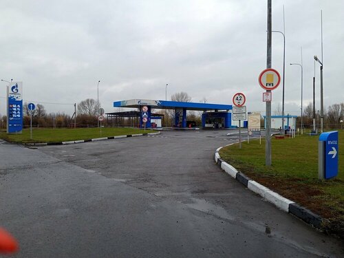 Benzin istasyonu Gazpromneft, Myski, foto