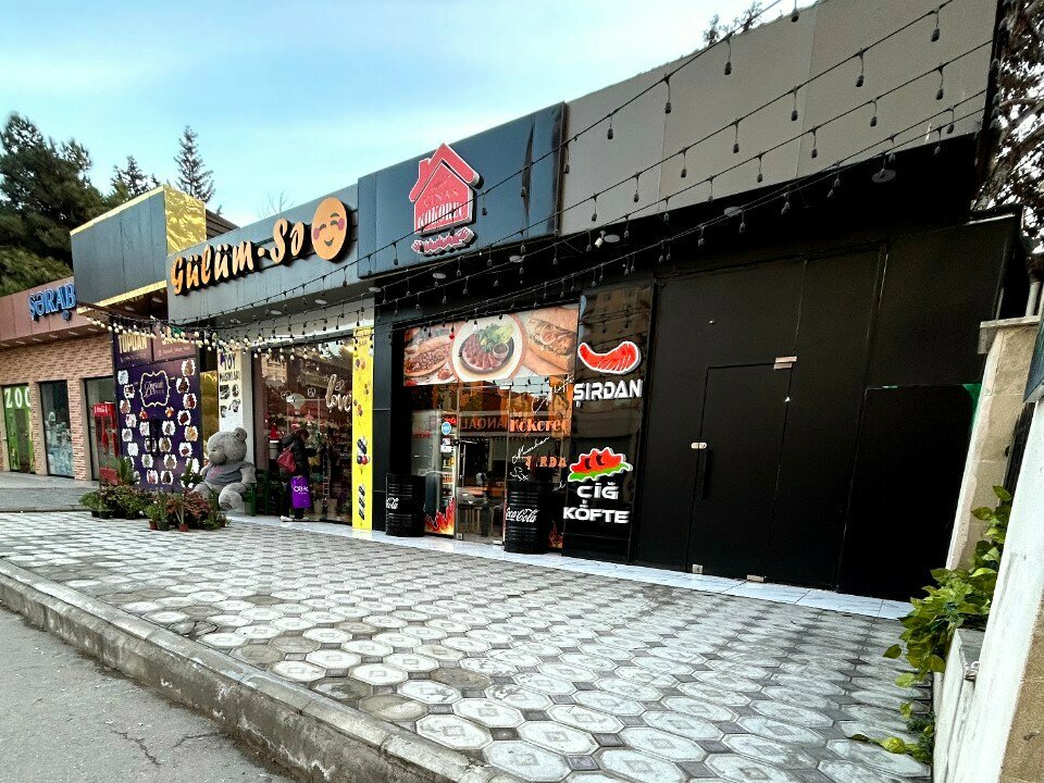 Kafe Çinar, Bakü, foto