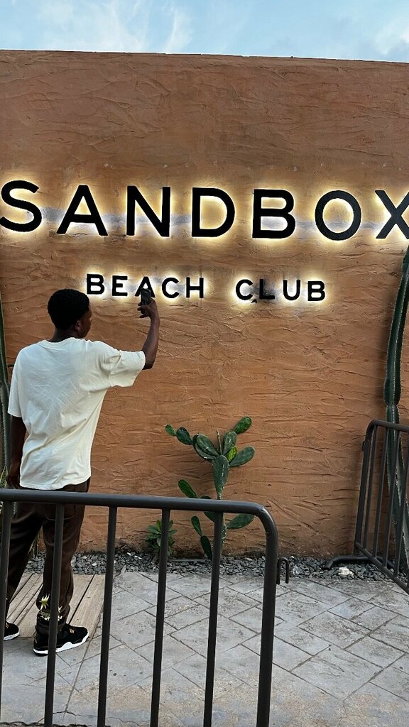 Emlak ofisi Sandbox Beach, Dünya, foto