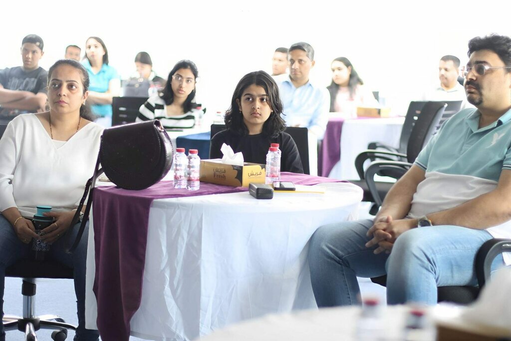 Eğitim merkezleri Regent, Dubai, foto