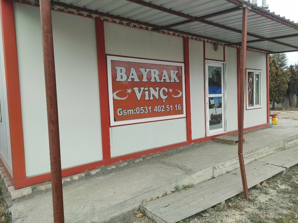 Çekici hizmeti Bayrak Vinç Yol Yardımı, Konya, foto