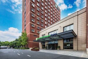 Holiday Inn Express Shanghai New Jinqiao (Shanghai, Jiaqiao Road), otel  Şanghay'dan