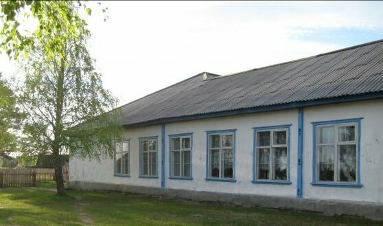 Ortaokul Osnovnaya obshcheobrazovatelnaya shkola p. Vezhyu Mbou, Komi, foto