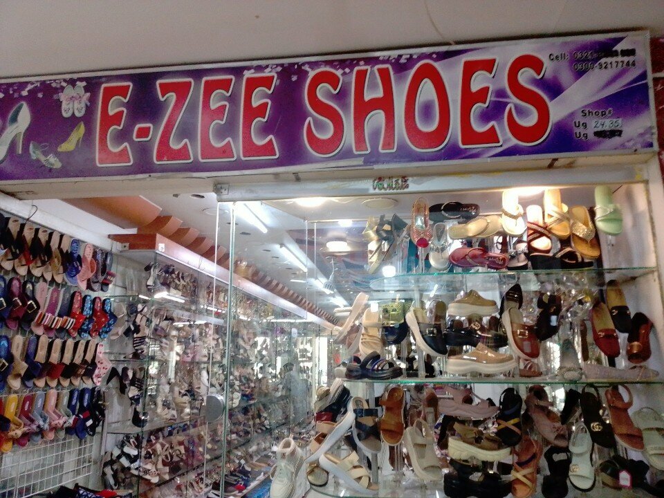 Ayakkabı mağazaları E-zee shose, Karaçi, foto