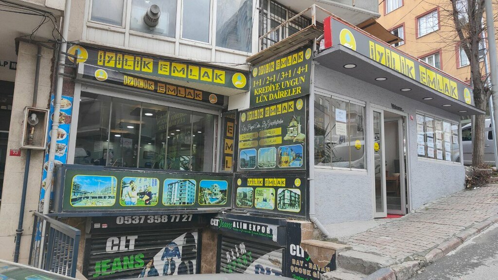 Emlak ofisi İyilik Emlak, İstanbul, foto