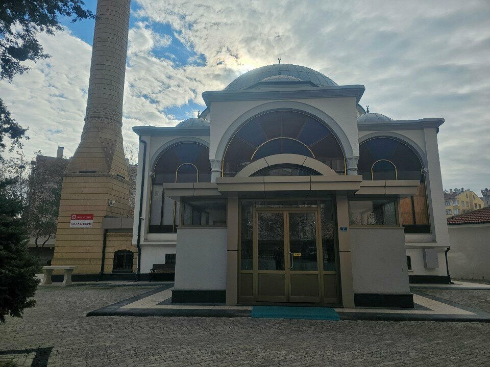 Cami Dolapoğlu Cami, Konya, foto