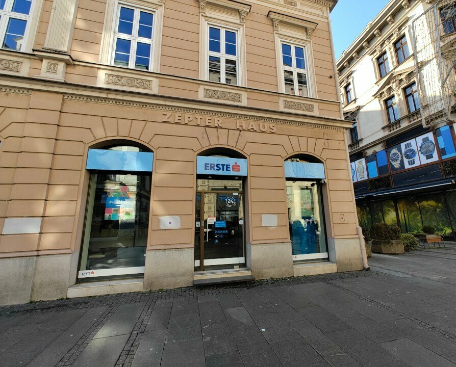 ATM'ler Erste Bank, Belgrad, foto