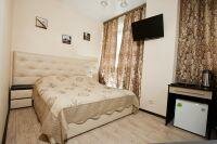 Vesta (Leningradskaya ulitsa No:52Б, Ussuriysk), otel  Ussuriysk'ten